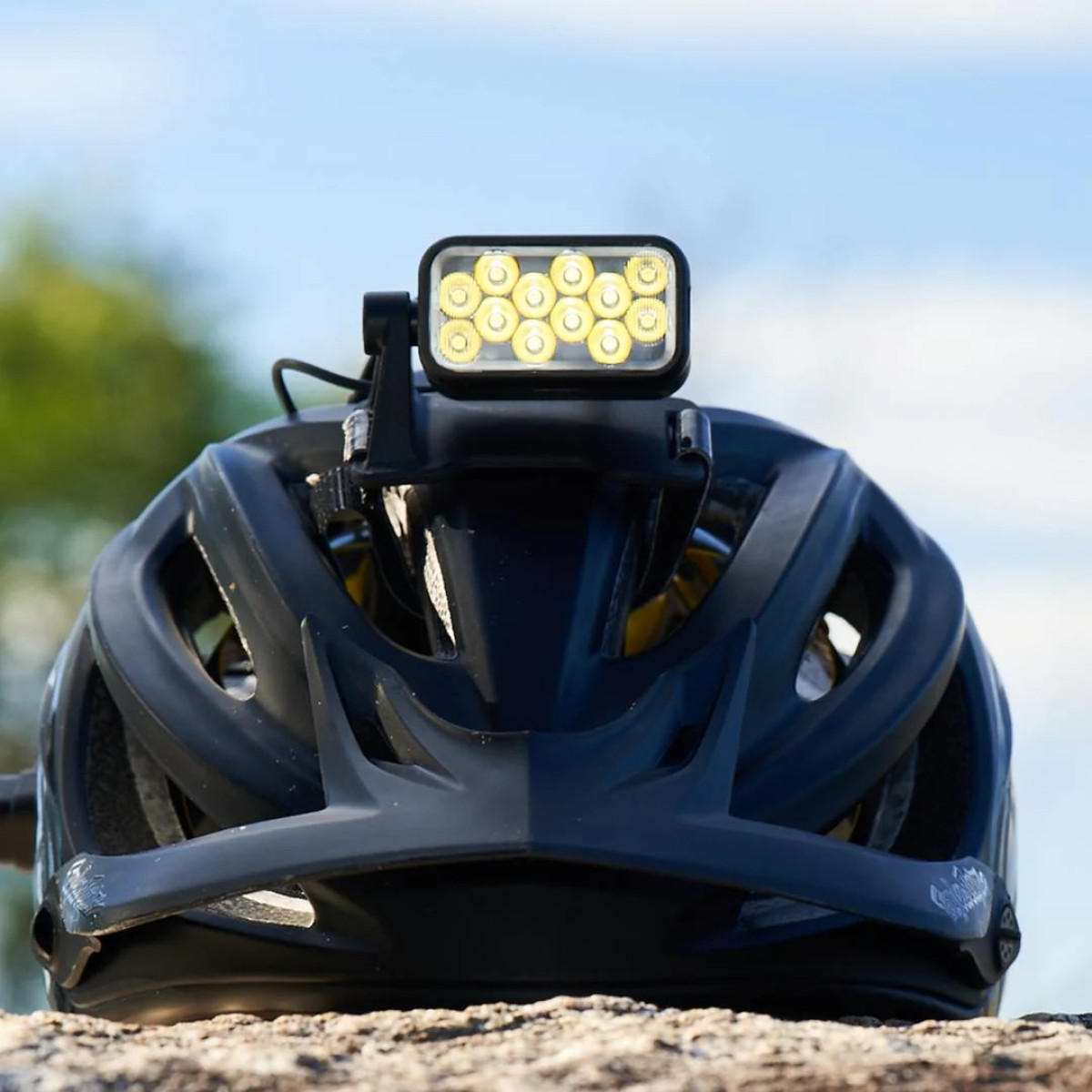 Knog Blinder X 2300 Front Bike Light | Helmet Kit | Velonova